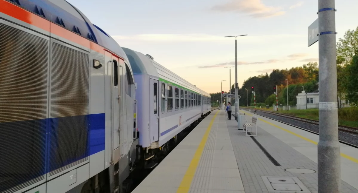 Kursowanie pociągów PKP Intercity w trakcie zmiany czasu z letniego na zimowy - wiadomości ...